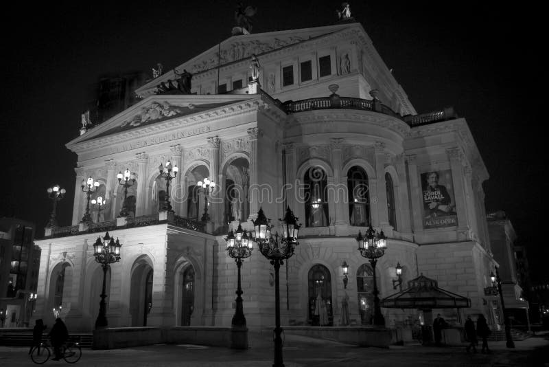 Frankfurt opera house editorial image. Image of opera - 84728370