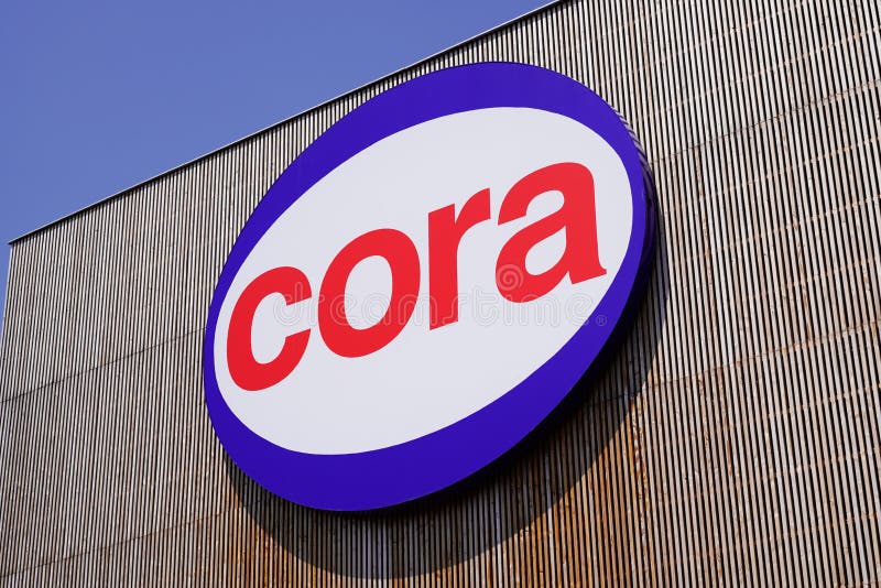 Frankreich 08 04 2020 : Cora Hypermarkt Logo Und Zeichen Auf Supermarkt ...