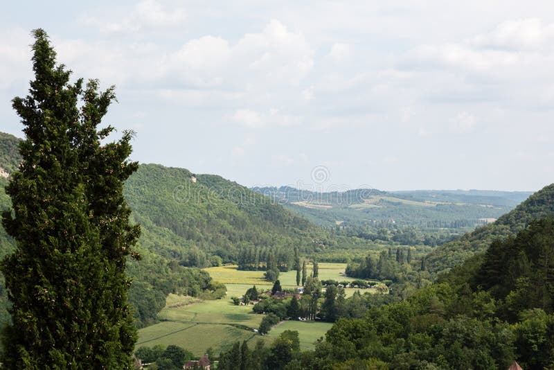 Het Franse Platteland stock afbeelding. Image of landbouwbedrijf - 69964547