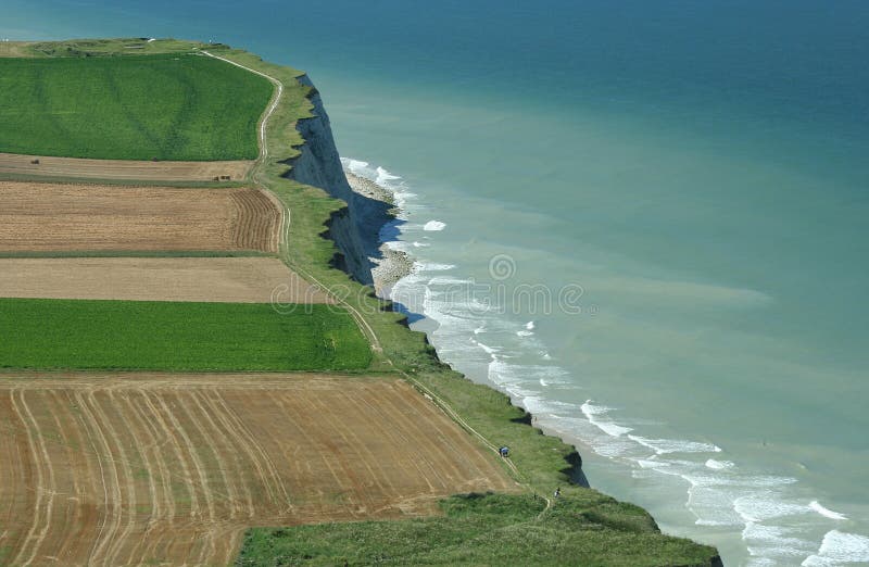 Franse Kust stock afbeelding. Image of oceaan, golven - 2978385