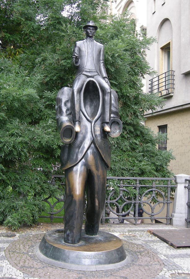 Franz Kafka Statue in Prague Editorial Photography - Image of kafka ... Franz Kafka Statue in Prague Editorial Photography - Image of kafka ...