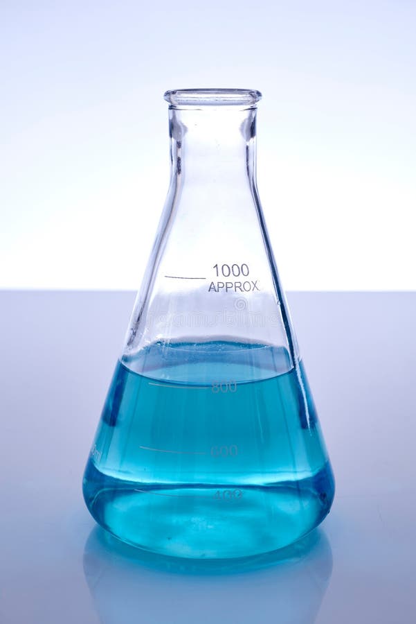 Frasco de Erlenmeyer foto de archivo. Imagen de laboratorio - 76972006