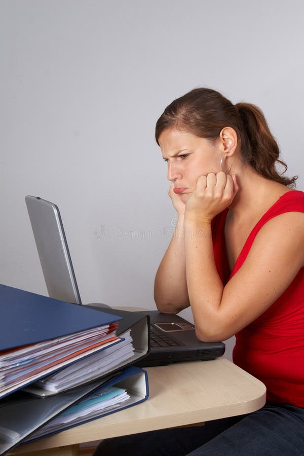 Frau in der Frustration stockbild. Bild von attraktiv - 10831481