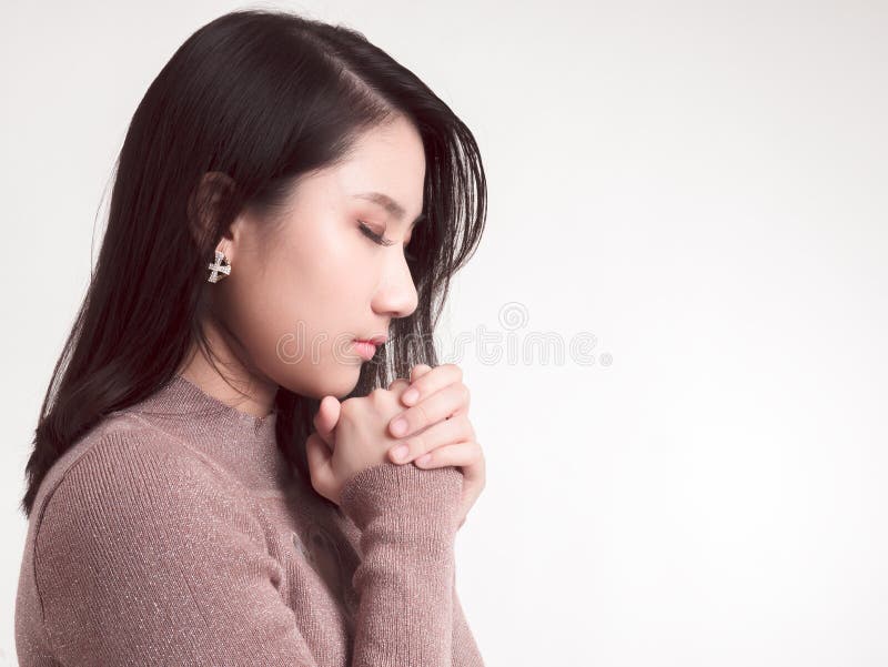 Frau, die zum Gott betet stockfoto. Bild von mädchen - 102545808