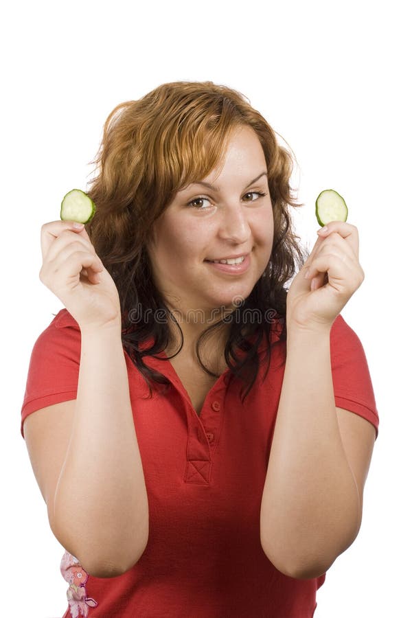 Frau und Gurke stockbild. Bild von lebensstil, glücklich - 15441403