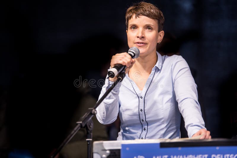 Frauke Petry speaking editorial stock image. Image of frauke - 101720109