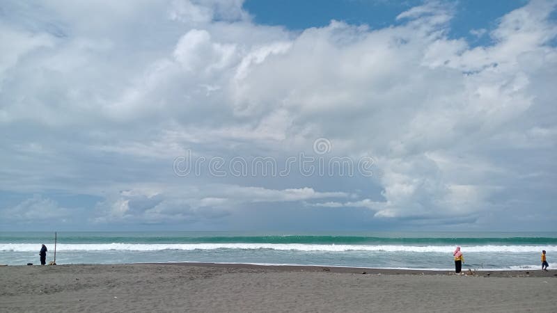 Free Ocean and Strong Waves at Noon Stock Photo - Image of waves, ocean ...