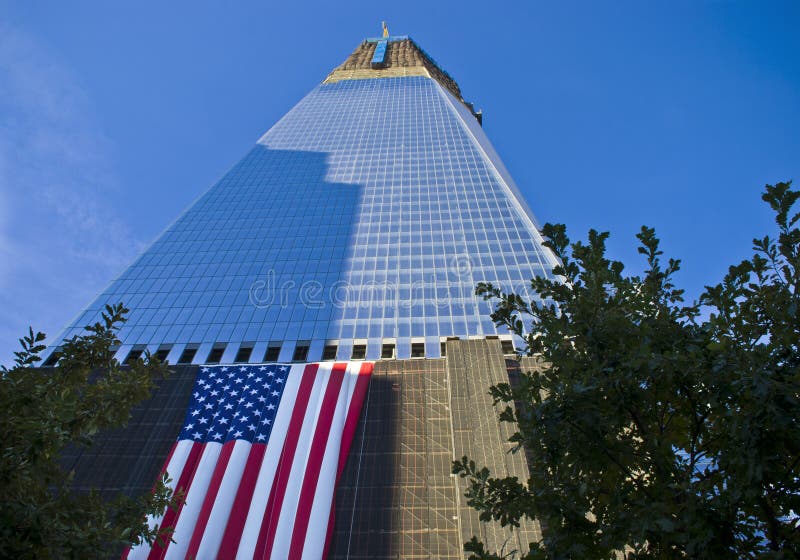 Freedom Tower editorial photography. Image of waterfall - 21520237