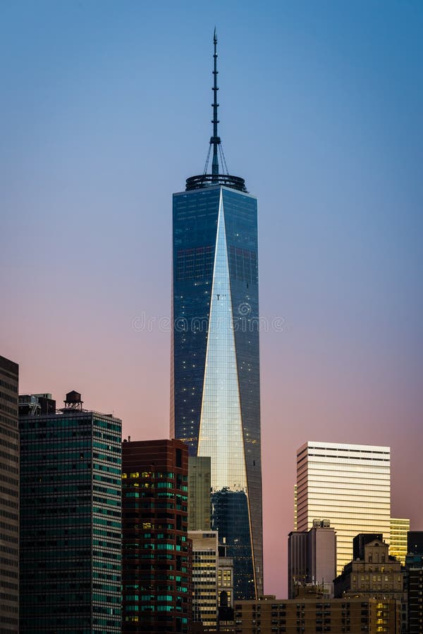 Freedom Tower during Sunrise Editorial Photography - Image of structure ...