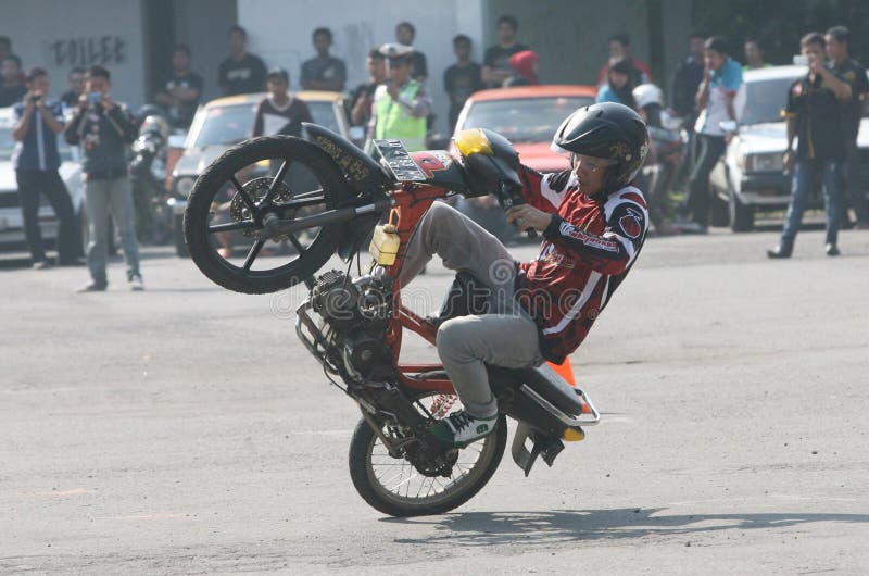 Freestyle editorial stock image. Image of solo, motorcycle - 31864294