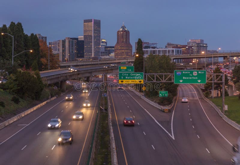 City View of Downtown Portland, Oregon Editorial Photo - Image of ...