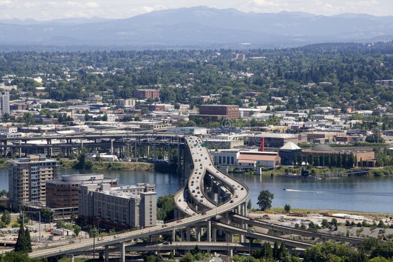 Freeways traffics Portland stock image. Image of layers - 31927545