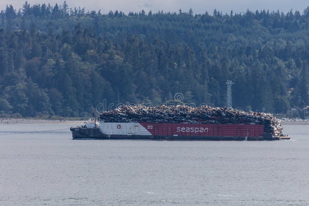 Freighter in Elliot Bay editorial photography. Image of fishing - 75378482