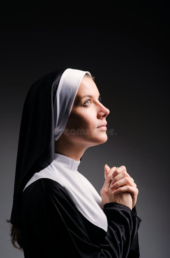 Freira nova foto de stock. Imagem de senhora, cristianismo - 28784468