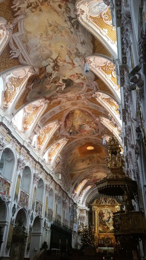FREISING CATHEDRAL stock image. Image of ikon, cathedral - 69701651