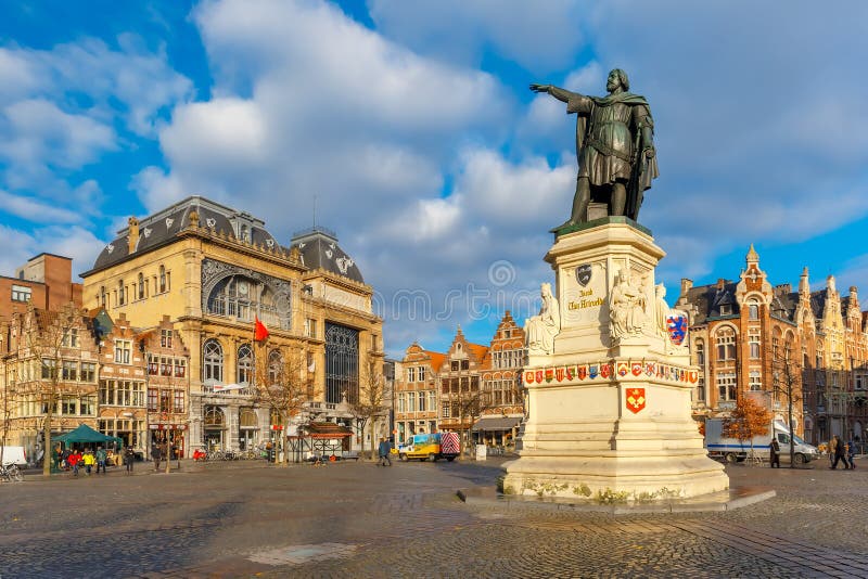 Freitag-Markt am Sonnigen Morgen Gent, Belgien Stockbild - Bild von ...