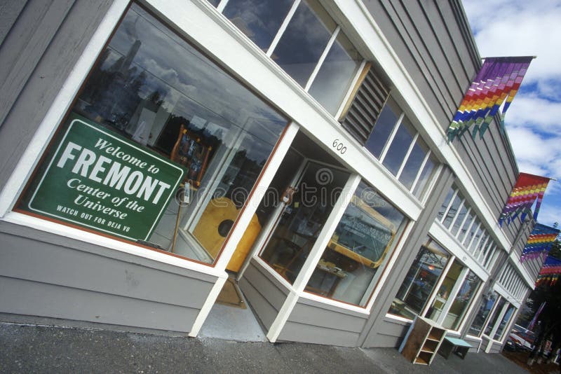 Fremont District, the Center of the Universe, Seattle, WA Editorial ...