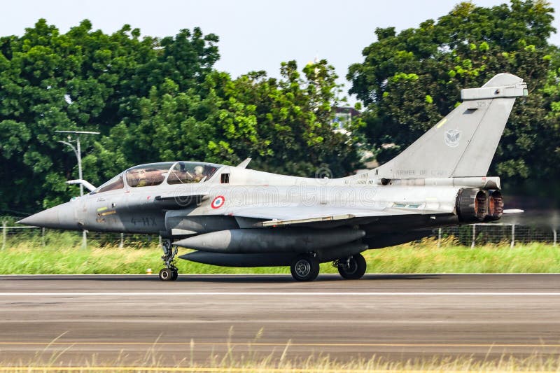 French Air Force Jet Fighters Editorial Image - Image of armée, french ...