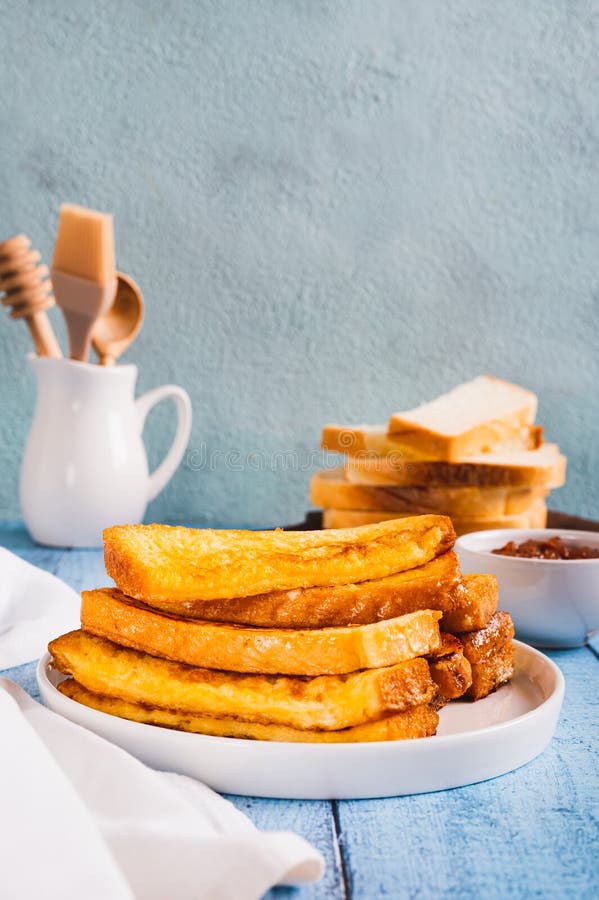 French Crispy Sweet Toast Plate Table Vertical View Stock Photos - Free ...