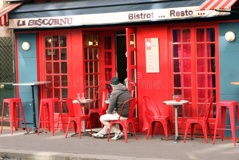 French Red Bar Terrace - Paris Editorial Photo - Image of little, drink: 53040691