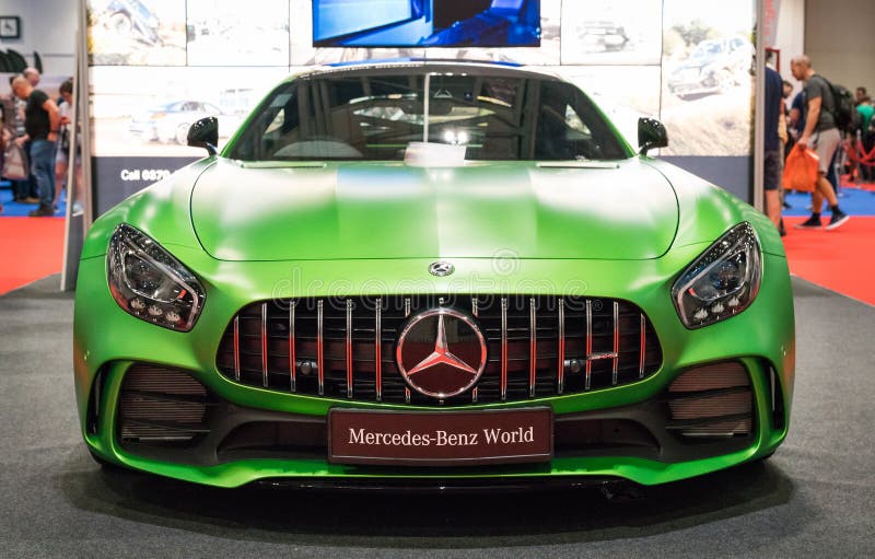 Detalles Exteriores GTR Verdes 2018 V8 Biturbo, Linterna De Mercedes ...