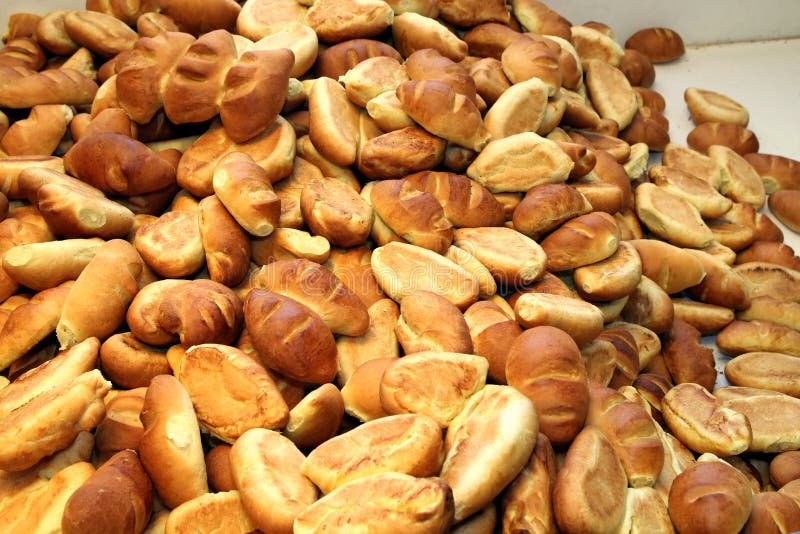 Fresh Baked Bread in a Bakery Stock Image - Image of bread, baker: 27967421