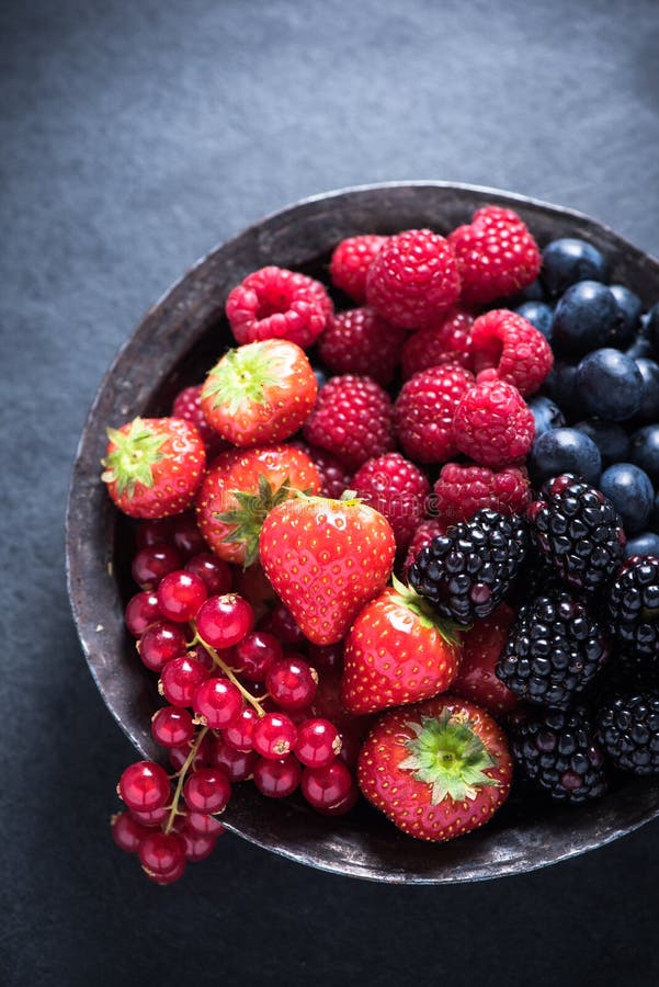 Fresh Berries in Bowl, Antioxidant Concept Stock Photo - Image of ripe ...