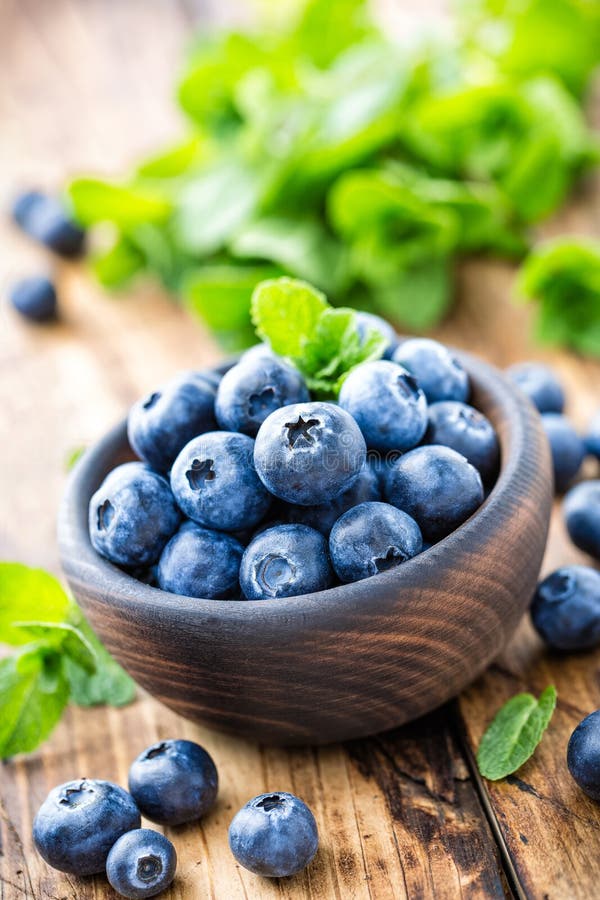 Fresh blueberries in bowl stock photo. Image of delicious - 92897076