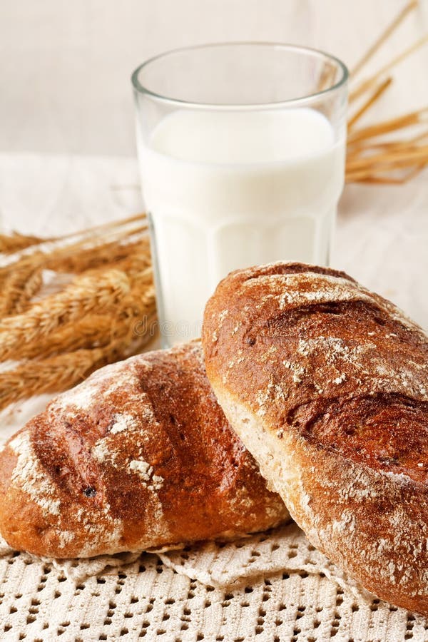 Fresh bread stock image. Image of healthy, food, cotton - 17134699