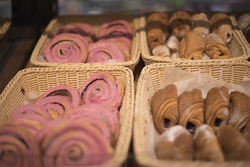 Fresh bread in the store stock image. Image of retail - 138994665