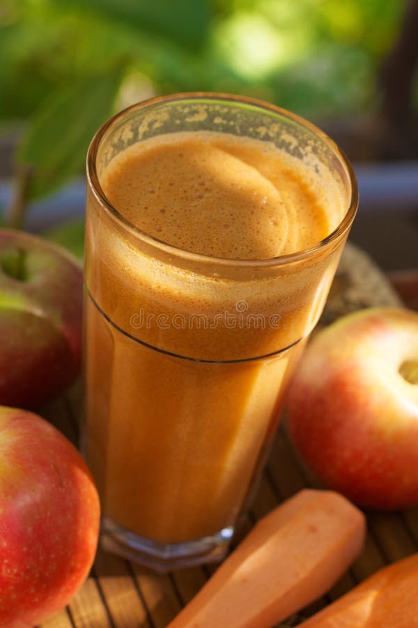 Fresh Carrot and Apple Juice Stock Photo - Image of dieting, eating ...