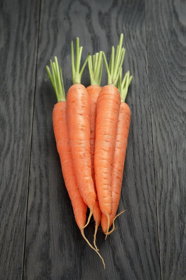 Fresh Carrots on Old Oak Table Stock Photo - Image of autumn, diet ...