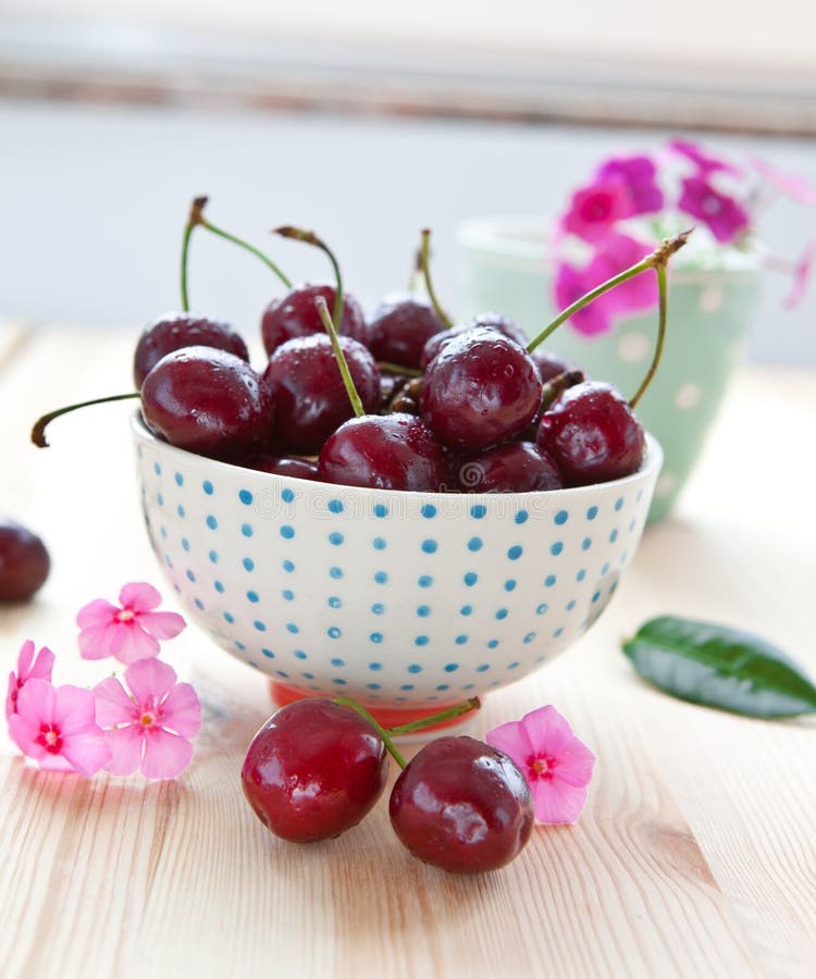 Fresh Cherries in Little Bowl Stock Photo - Image of fruits, cherry ...