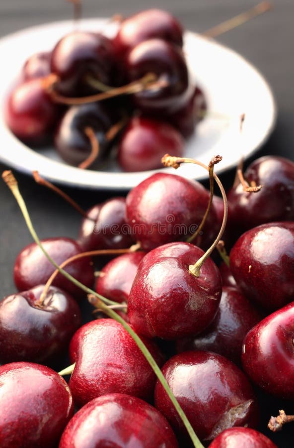 Fresh cherries stock image. Image of bowl, food, closeup - 37493141
