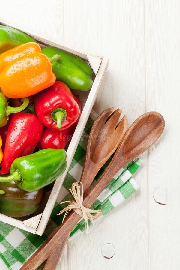Fresh Colorful Bell Pepper Box Stock Image - Image of ripe, ingredient ...