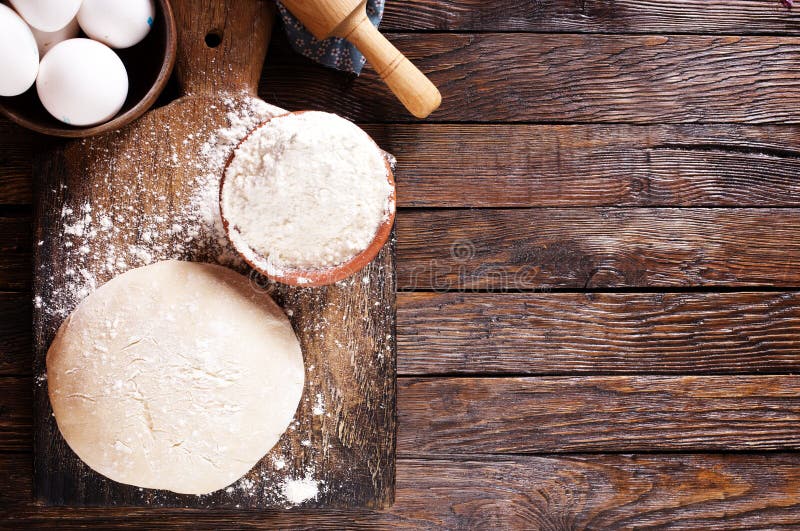 Fresh Dough on Board with Flour Stock Photo - Image of authentic, color ...