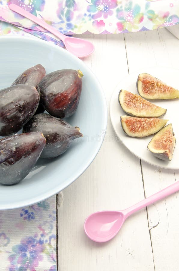 Fresh figs stock image. Image of juice, vintage, cool - 33497785