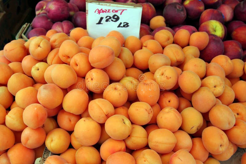 Fresh fruit stand stock photo. Image of table, peach - 25163498