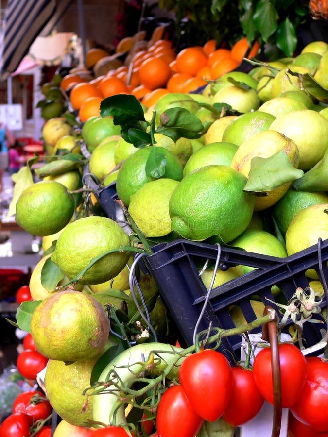 Fruit stand stock image. Image of organic, cherry, seattle - 1167073