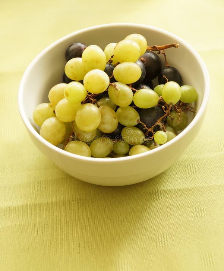 Fresh grapes stock image. Image of food, bowl, fruit - 26795921