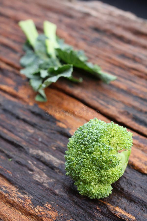 Fresh green broccoli stock image. Image of plant, vegetarian - 38098761