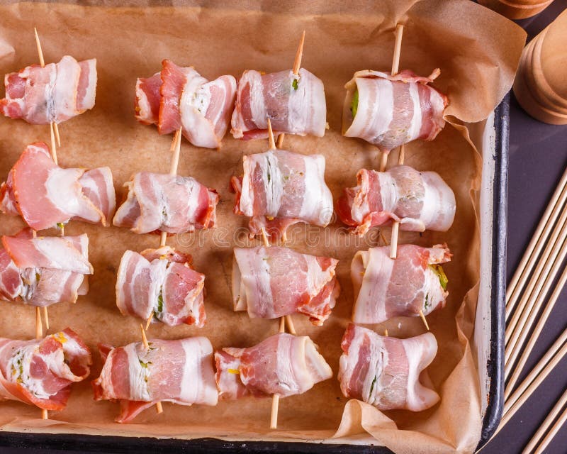 Fresh Green Brussels Sprouts Wrapped in Fragrant Smoked Bacon Stock ...