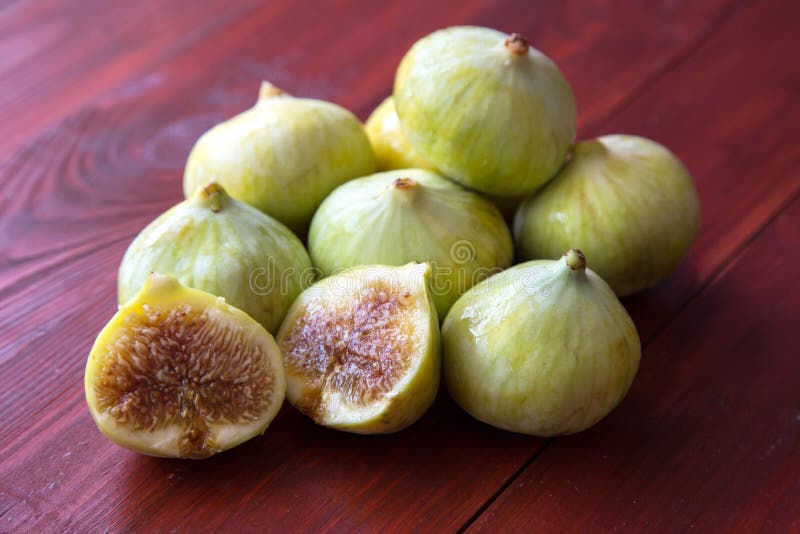 Fresh green fig slice stock image. Image of closeup - 220078659