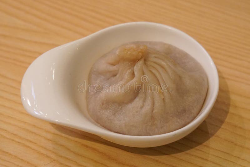 Fresh and Hot Chinese Dumpling Stock Photo - Image of dough, china ...
