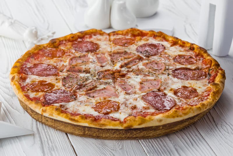 Fresh Italian Classic Original Pizza with Cheese Stock Image - Image of ...