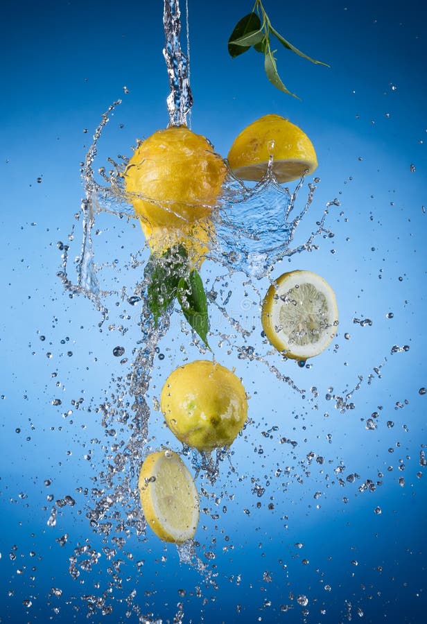 Lemon with water splash stock image. Image of diet, flavor - 29917217