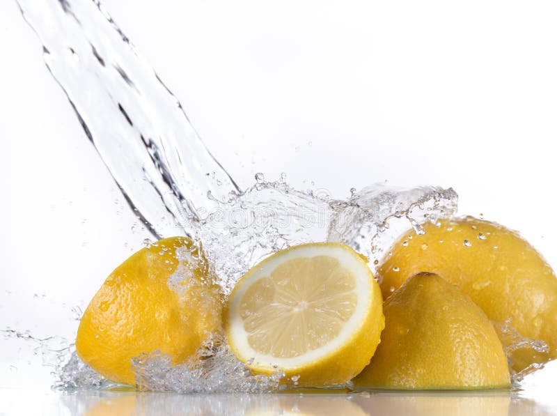Lemon with water splash stock image. Image of diet, flavor - 29917217