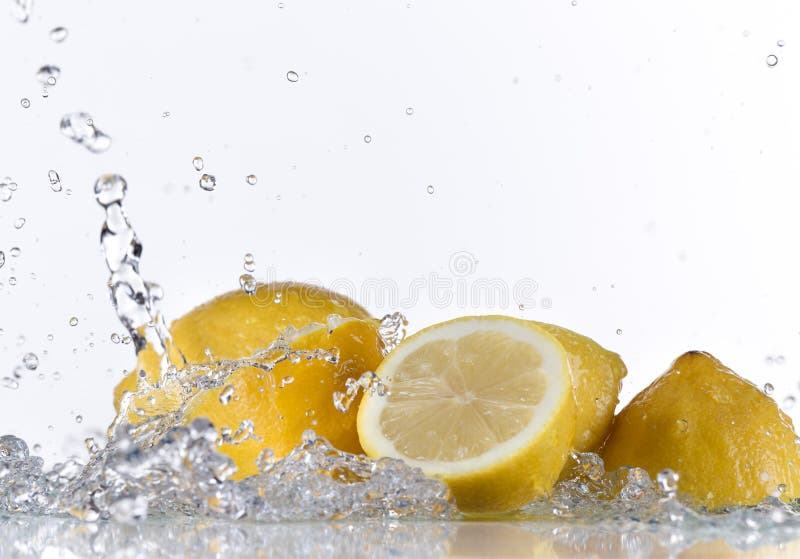 Lemon with water splash stock image. Image of diet, flavor - 29917217