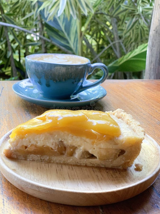 Fresh Mango Pie with Apples Stock Photo - Image of snack, cake: 151187608
