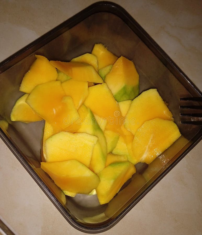 Fresh mango slices stock image. Image of drink, food - 291101797